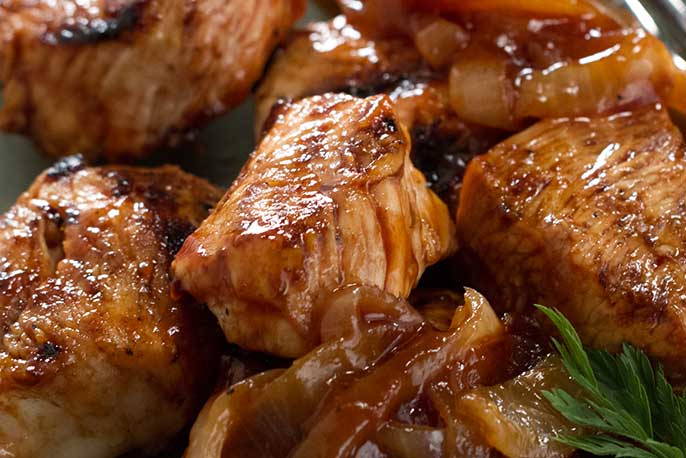 Grilled Turkey Tips with Honey BBQ Onions | Sweet Baby Ray’s